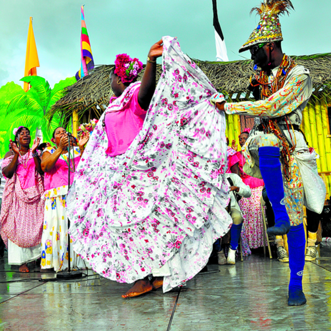 Homenaje a los afrocoloniales | Día a Día