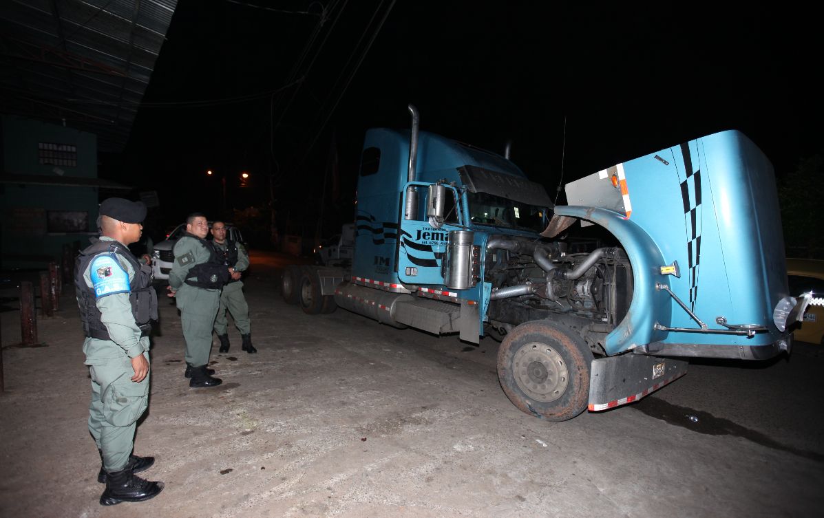 Se llevan la mula y amordazan a sus tripulantes | Día a Día