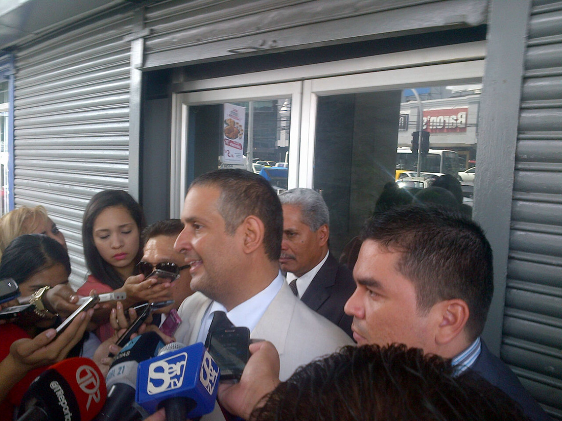 Juristas de Ampyme presentan denuncia | Día a Día