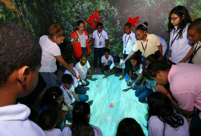 Canal de Panamá relanza exhibición en Museo Explora | Día a Día