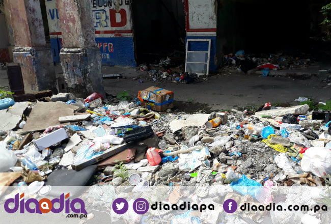 La famosa Casa Wilcox es un patrimonio nacional a la desidia | Día a Día