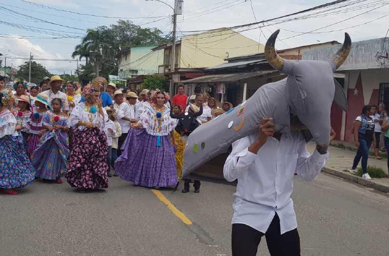 Festival Nacional del Toro Guapo, alegría de todo el pueblo de Antón ...