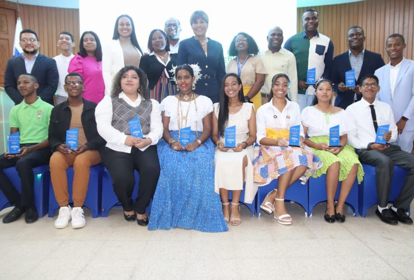 ¡No todo es malo en Colón! Reconocen contribución de jóvenes a la ...