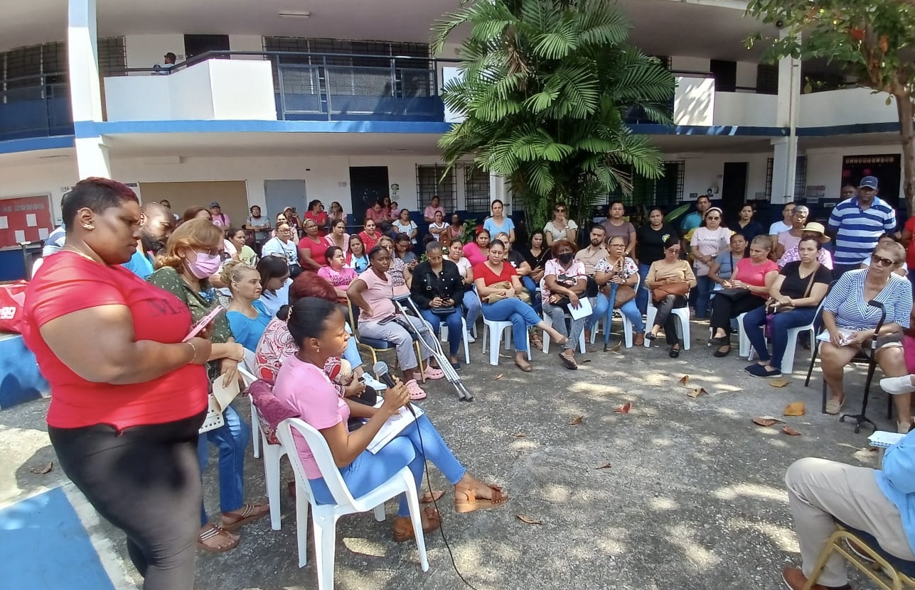 Estudiantes de la Escuela Federico Escobar iniciarán clases en el ...