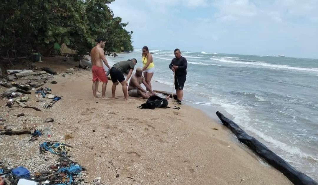 ¡Por poco se lo lleva el diablo! Hombre se salvó de morir ahogado en ...