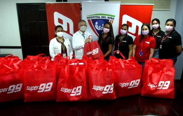 Hospital del Niño recibió donación por parte de la familia de Súper 99 | Día a Día